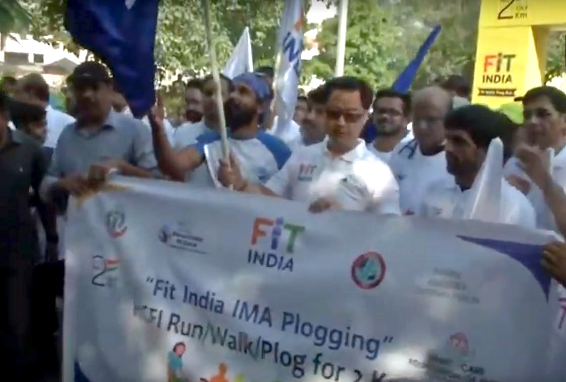 Kiren Rijiju flags off 'Fit India Plog Run’ in Delhi | Northeast Live