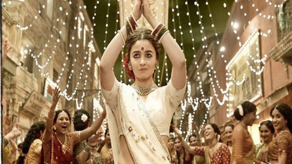 'Gangubai Kathiawadi' turns 1: Alia Bhatt shares picture with Sanjay ...