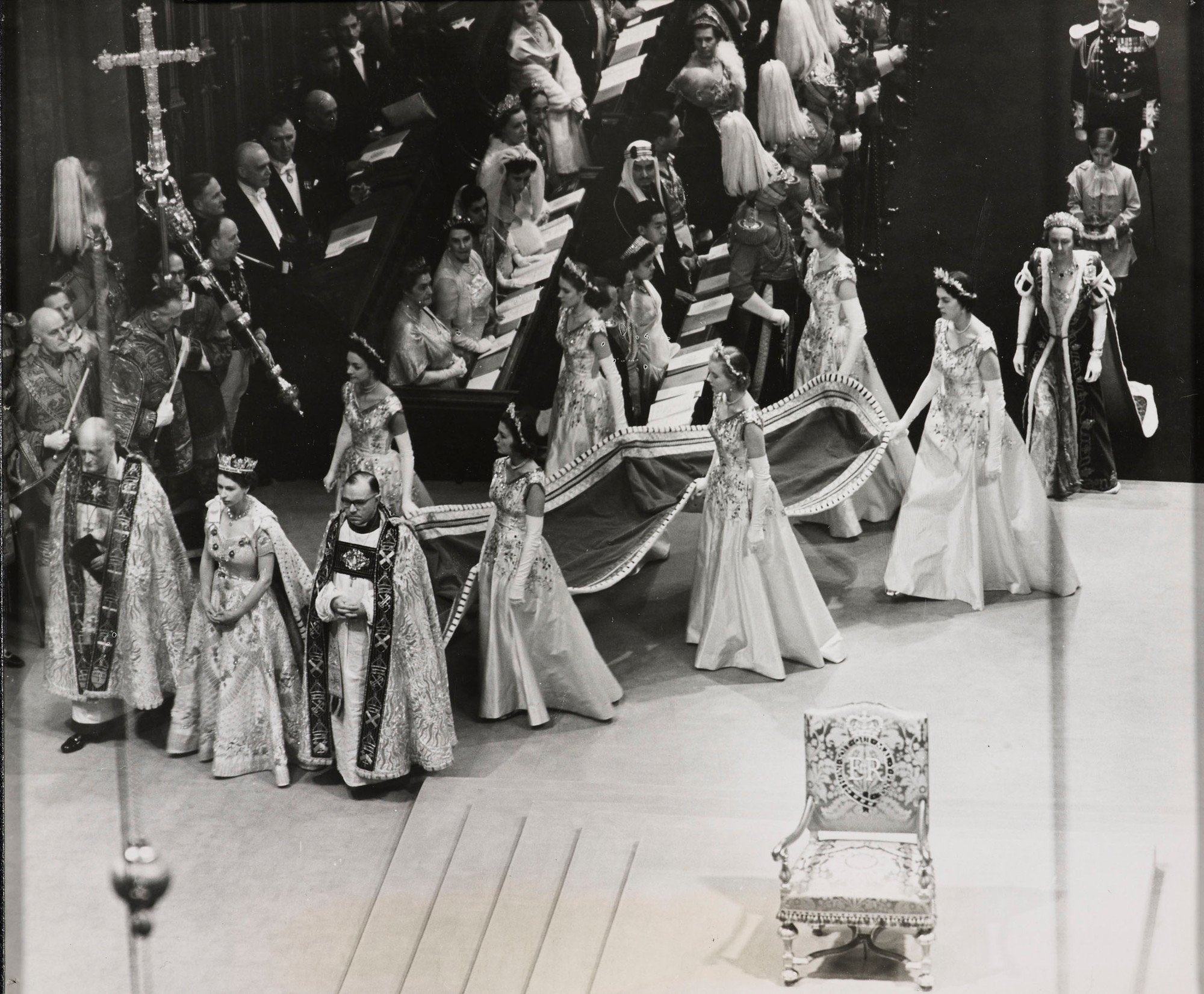 Revisiting Queen Elizabeth II's enthronement ahead of King Charles III ...