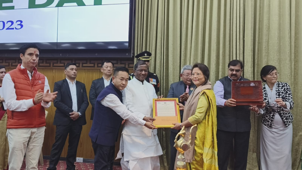 Sikkim Statehood Day: 4 state Govt officials conferred Sikkim Sewa ...