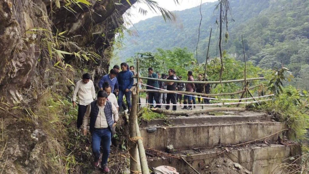 Sikkim: Lone bridge between Lum & Lower Dzongu washed away; roads and ...