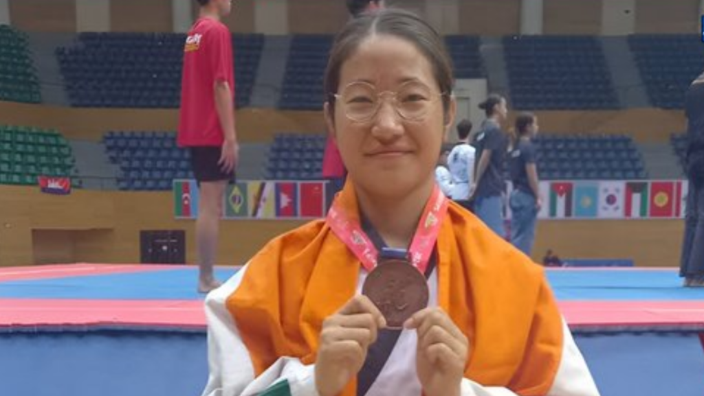 Rupa Bayor from Arunachal Becomes First Indian Taekwondo Athlete to ...